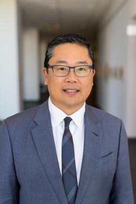 Watch: Dr. Joseph Kim uses latest technology to promote best patient ...